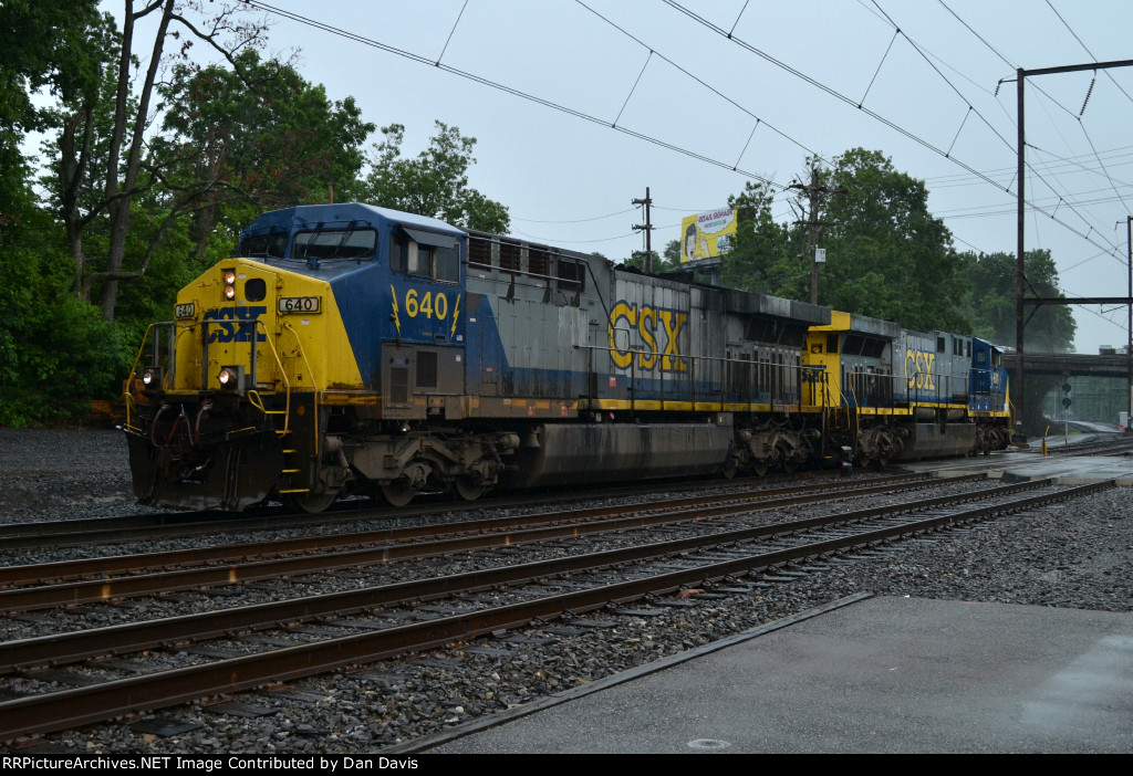 CSX AC60CWs on Q418-18